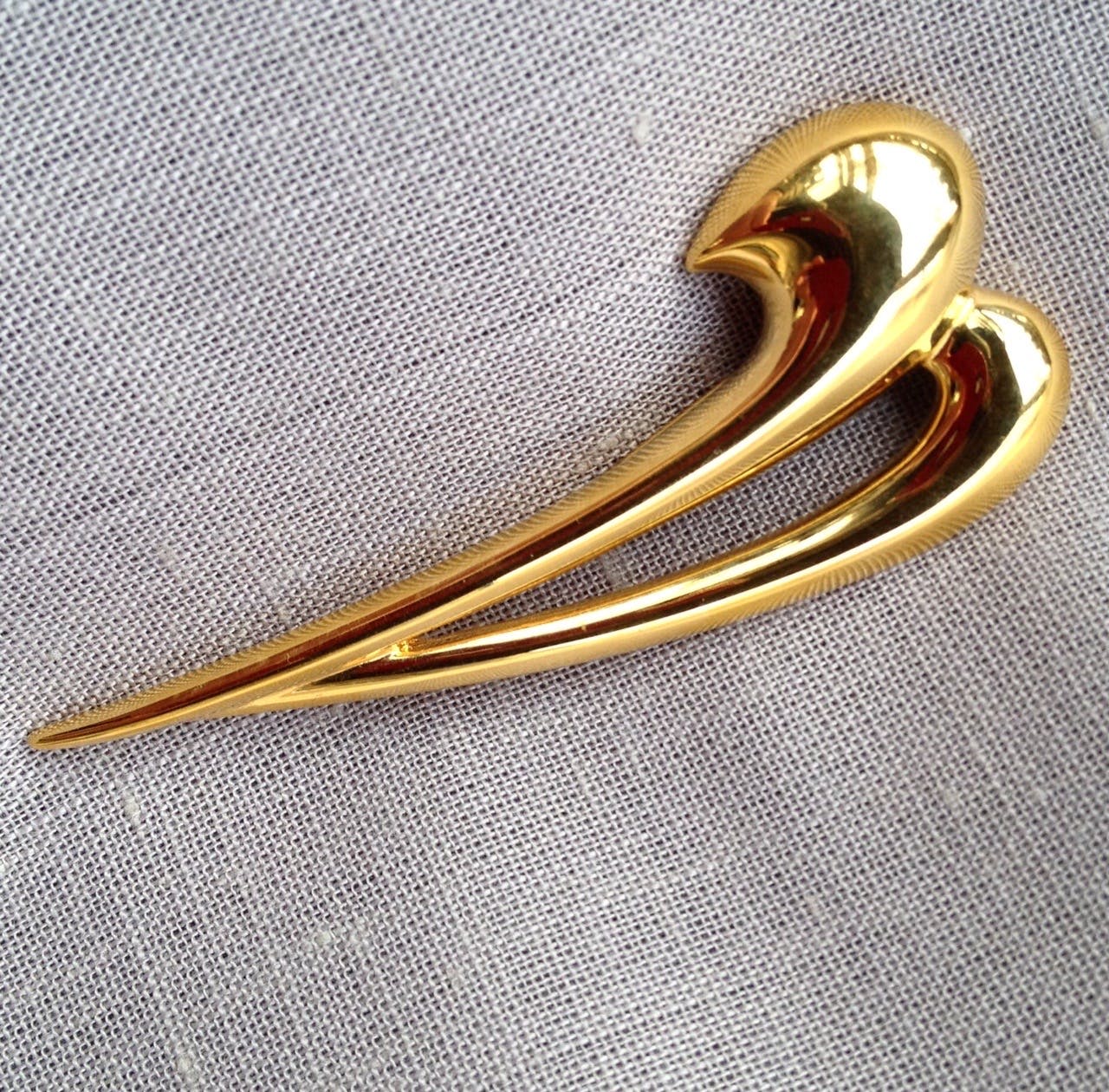 Vintage Shiny Gold Swoosh Brooch by Monet | Shop THRILLING