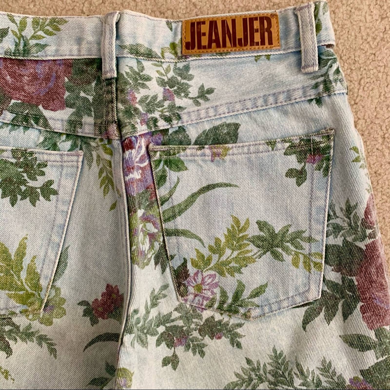 Vintage 90s Jeanjer Floral High Waist Mom Jeans | Shop THRILLING