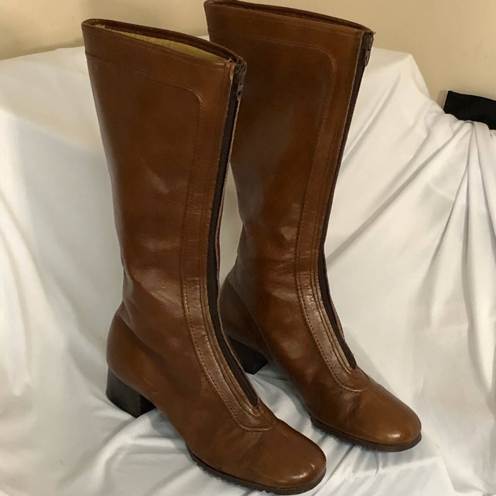 Vintage Brown Dark Tan Leather High Boots 5 by Cobbie's | Shop THRILLING