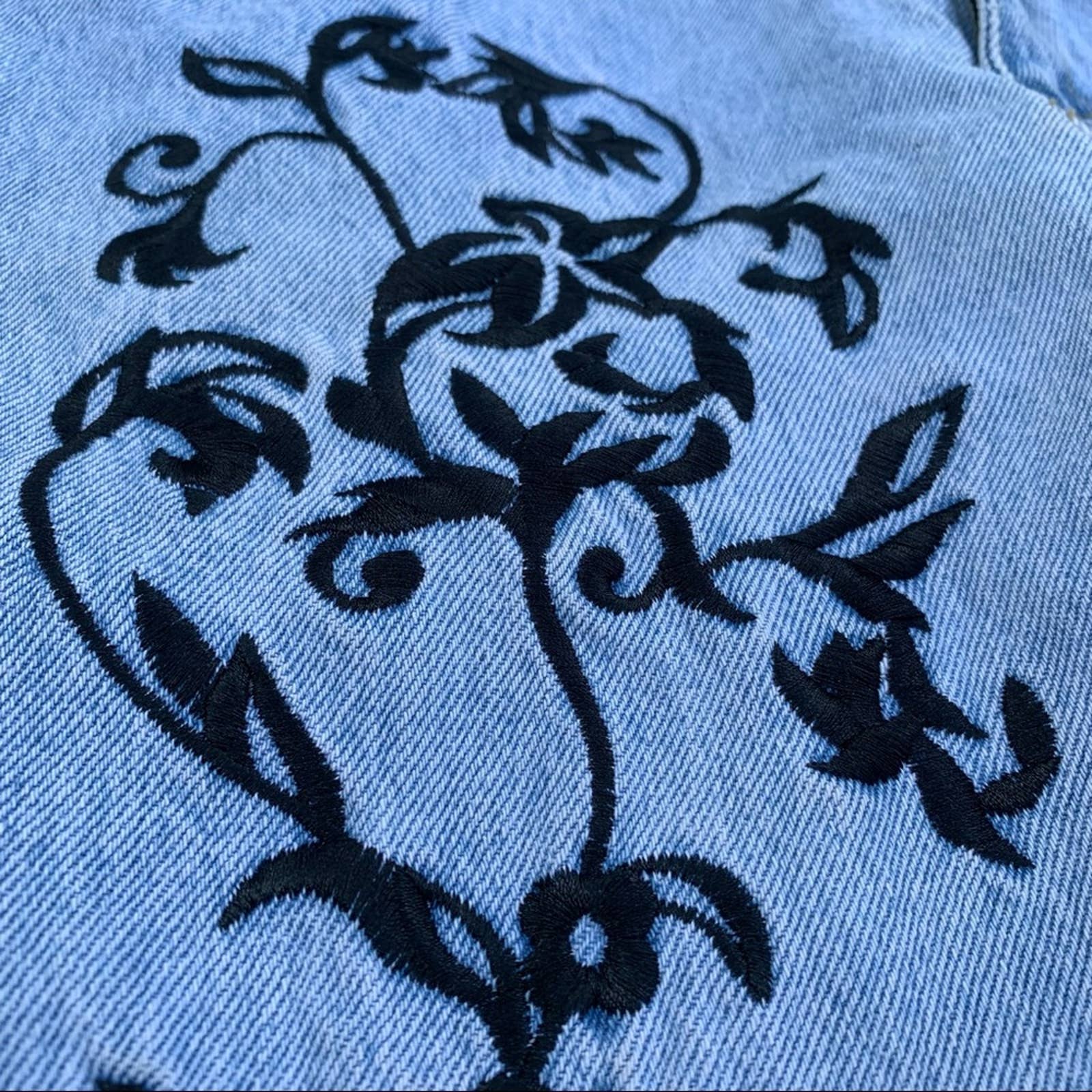 Vintage 90s Embroidered Floral High Rise Jeans by D' Mode Classix ...
