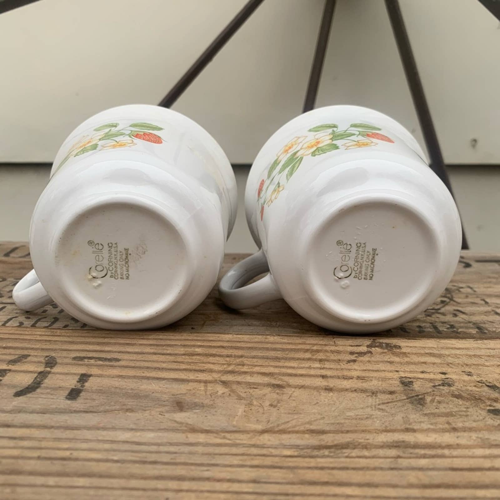 Vintage Strawberry Sunday Corelle Coffee Tea Cups by Corelle | Shop ...