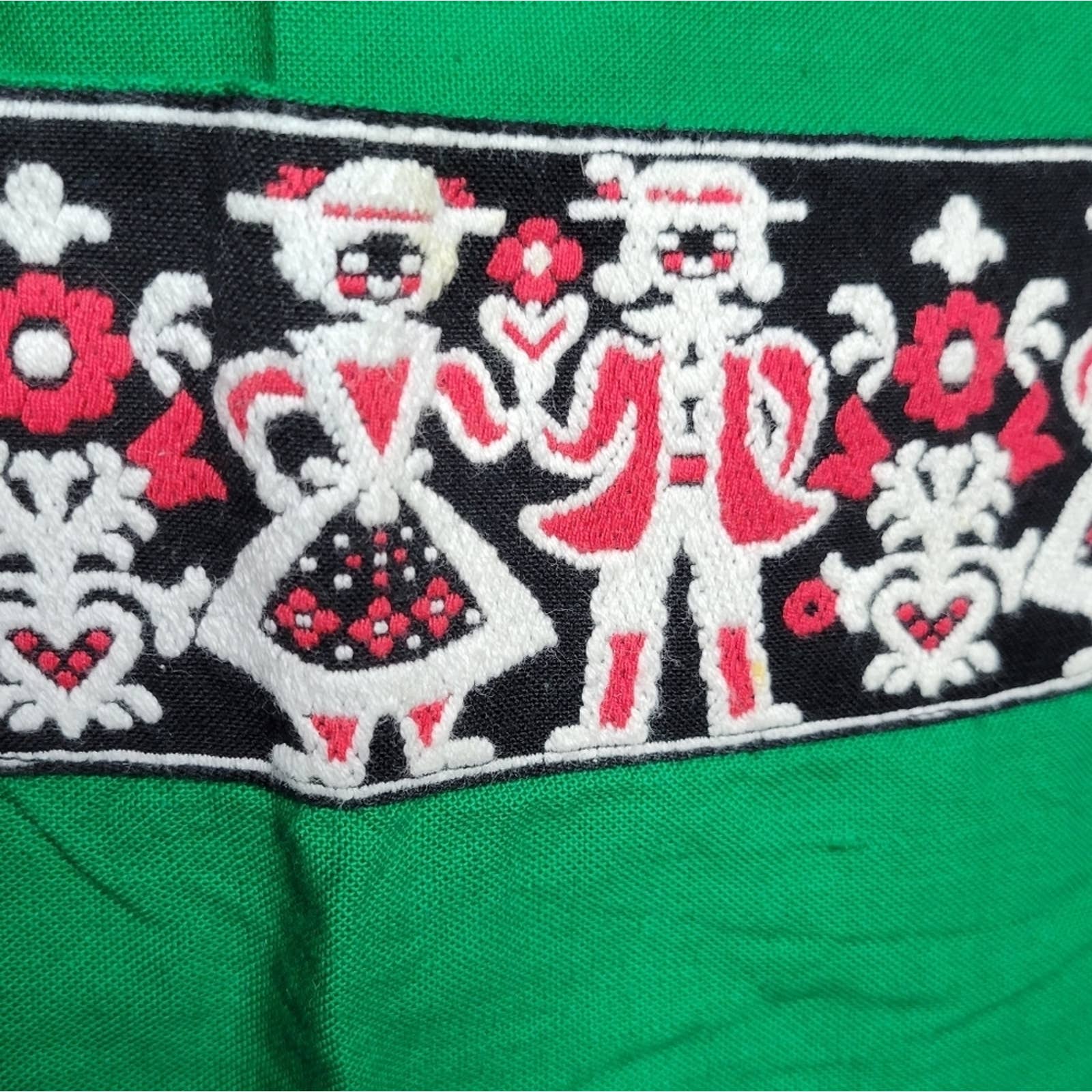 Vintage Folk Art Dutch Apron | Shop THRILLING