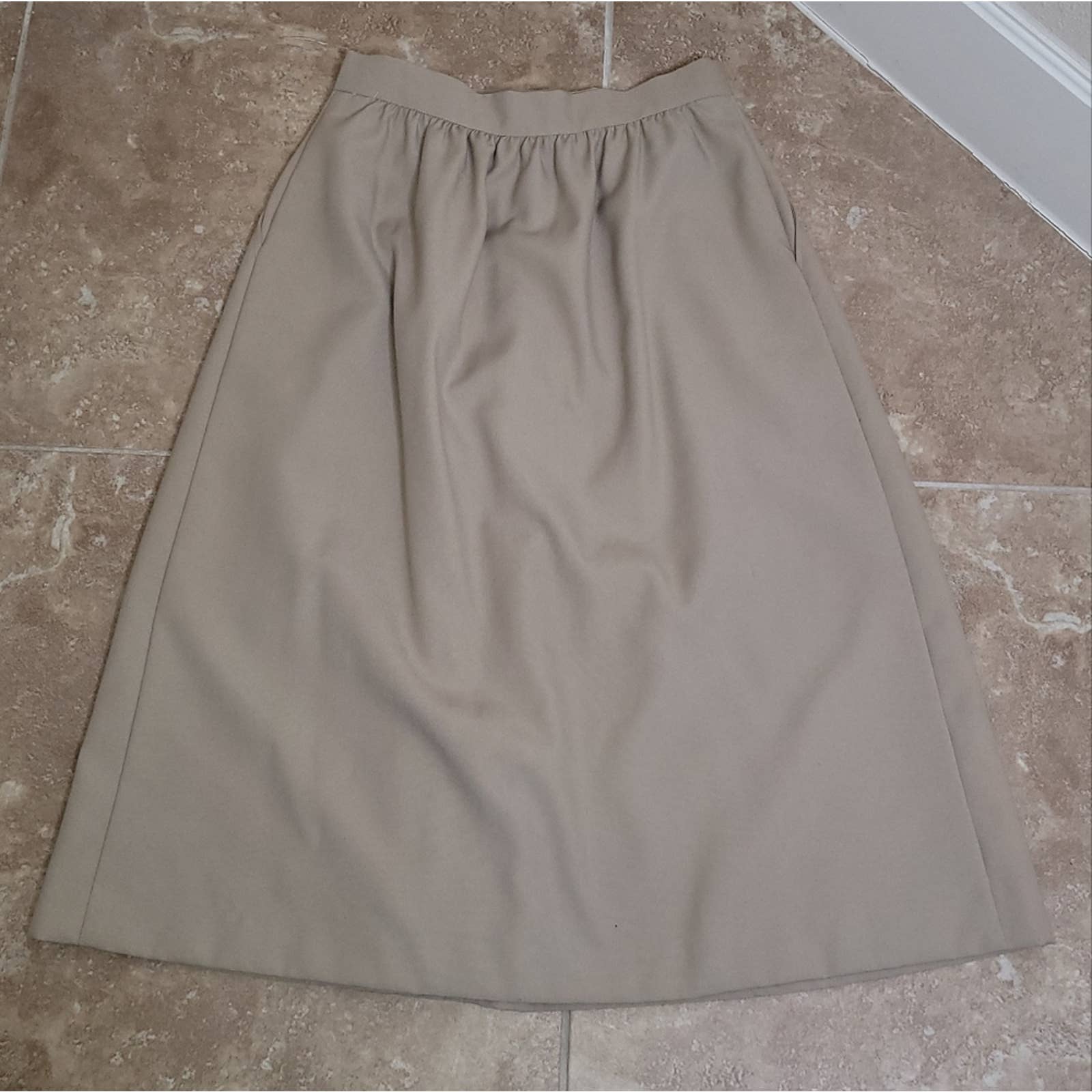 Vintage Beige A-Line Midi Skirt Withpockets and Pleating - Sz. S by Co ...