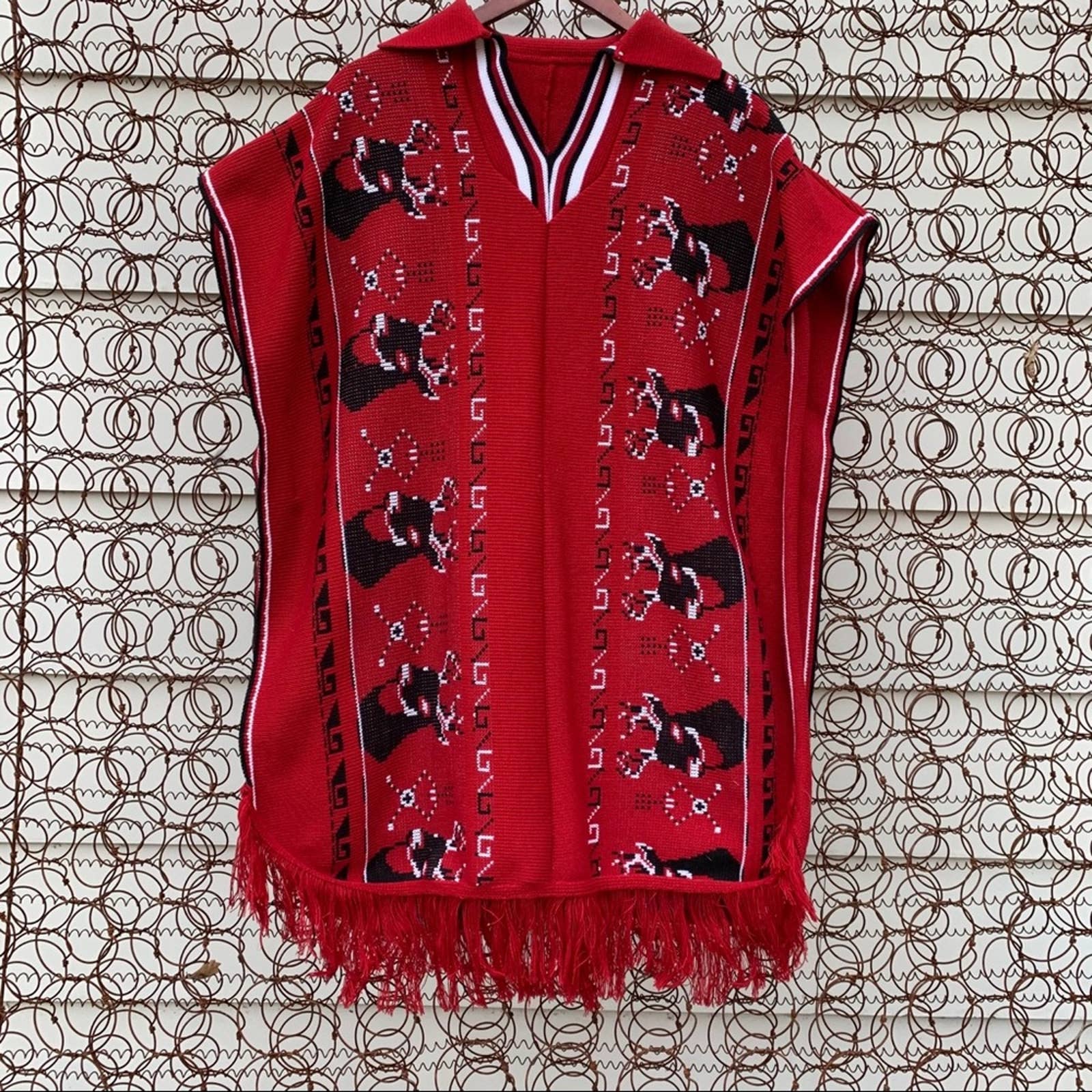 Vintage Deer Head Fringe Poncho Knit Sweater Poncho | Shop THRILLING