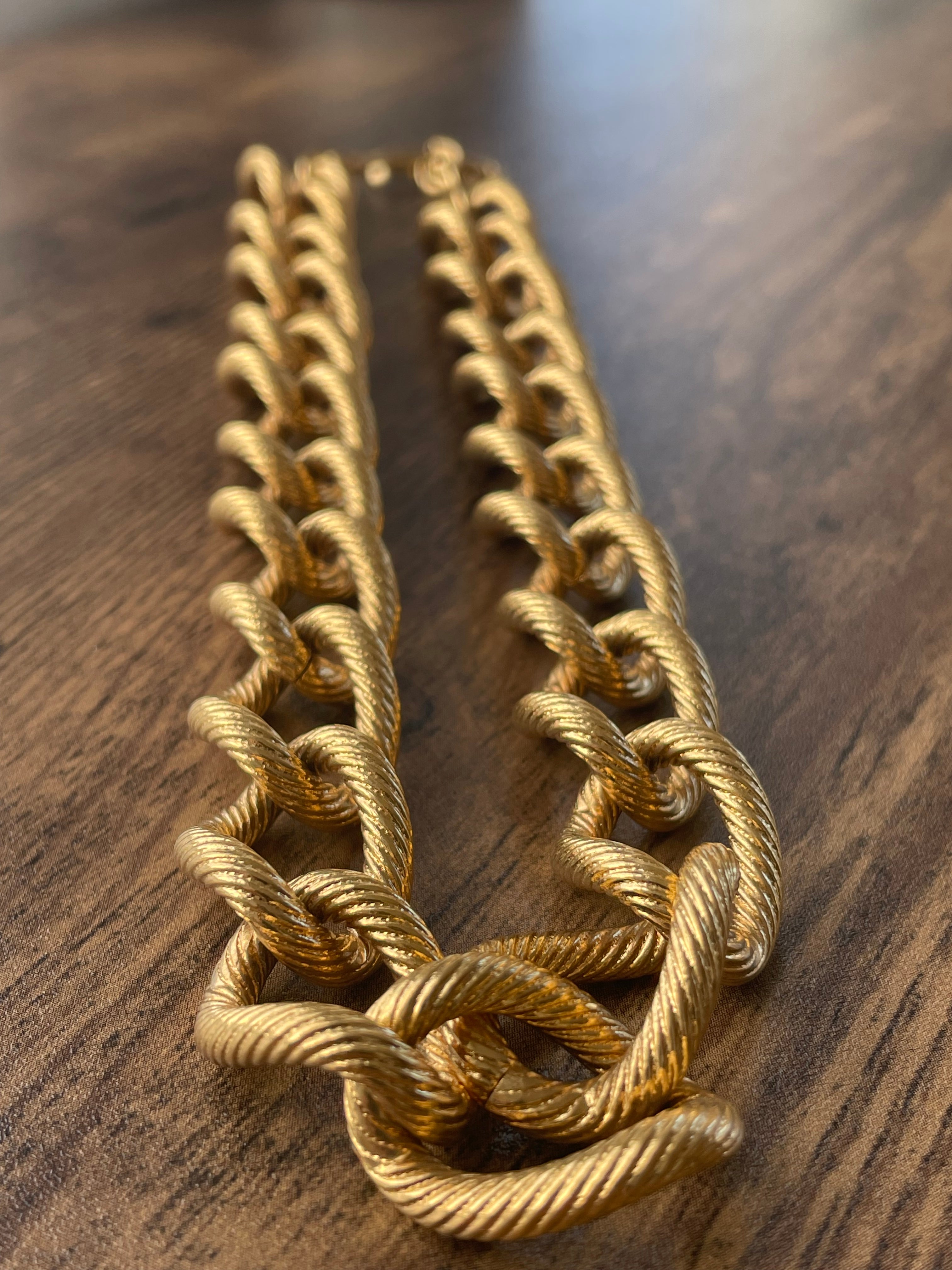 Vintage 70s/80s Chunky Gold Chain By Monet | Shop THRILLING