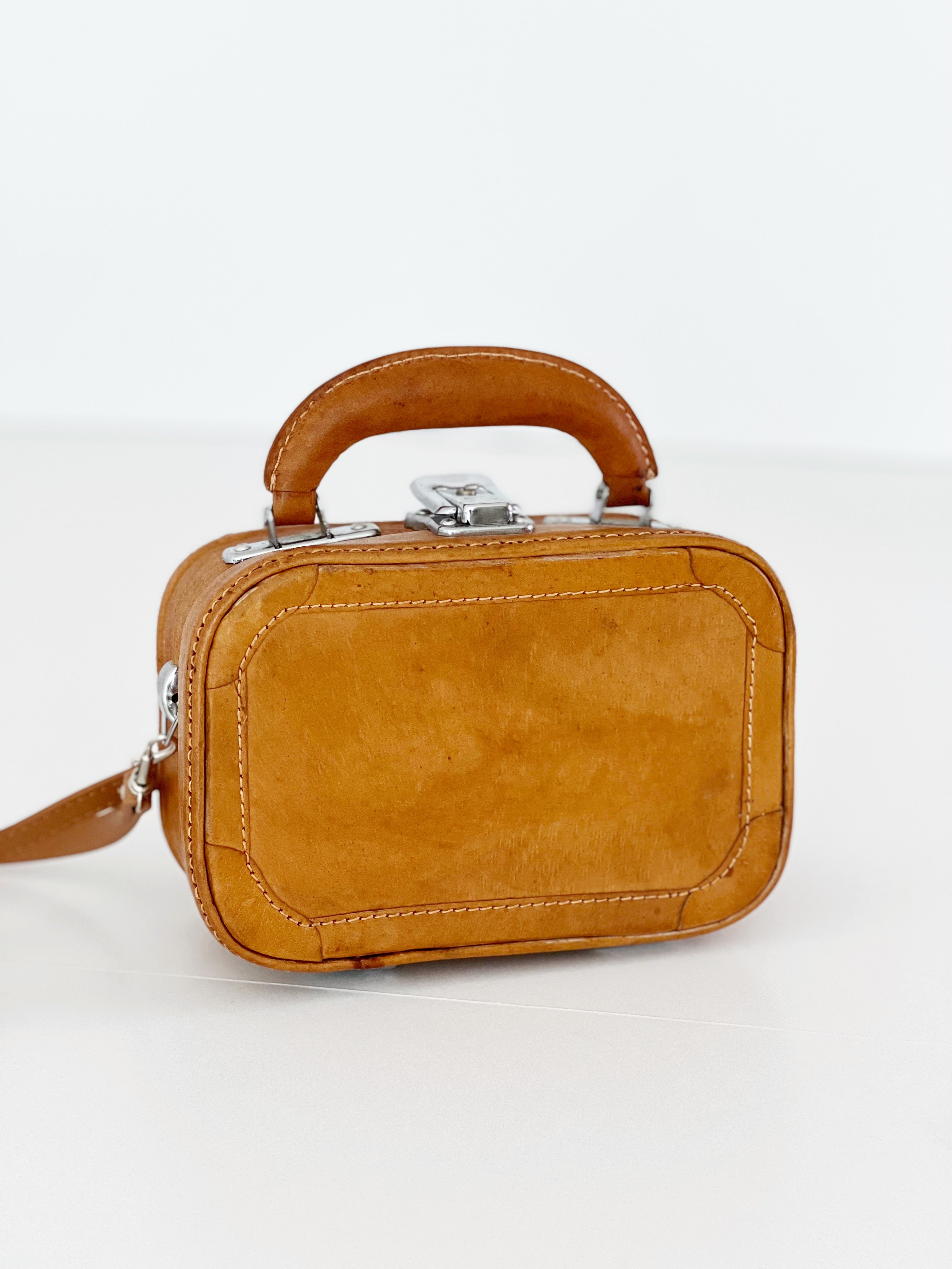 Vintage 70s Square Leather Bag With Top Handle | Shop THRILLING