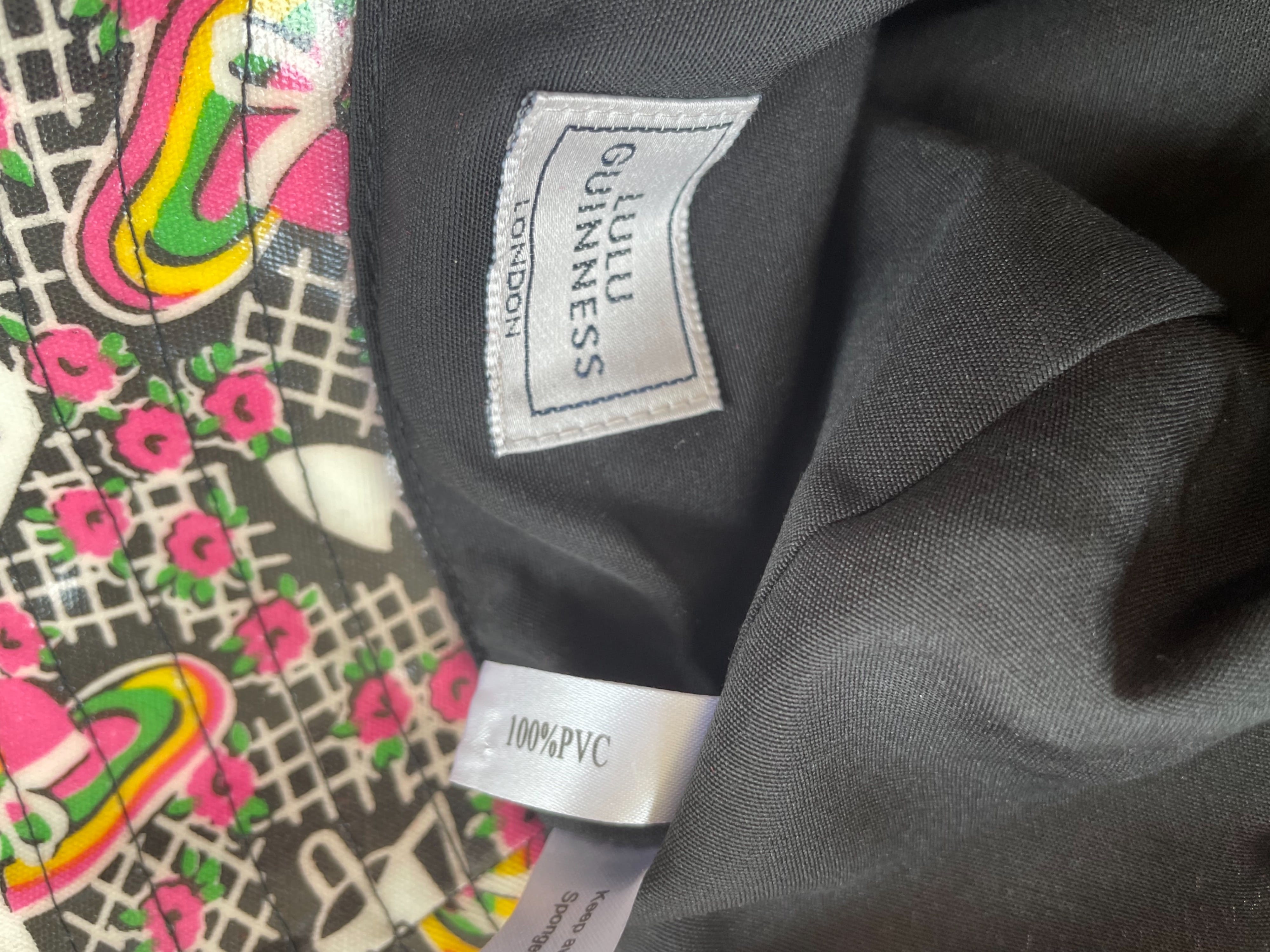 Vintage 00's Abstract Printed Bucket Hat by Lulu Guinness | Shop THRILLING